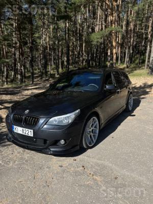 Melns BMW 525 2005 Rīga, ar dzinēja tilpumu 2.50 L un nobraukumu 375 tūkst. km par 4750 €, foto 5 vietnē AUTOMOTO.COM.LV