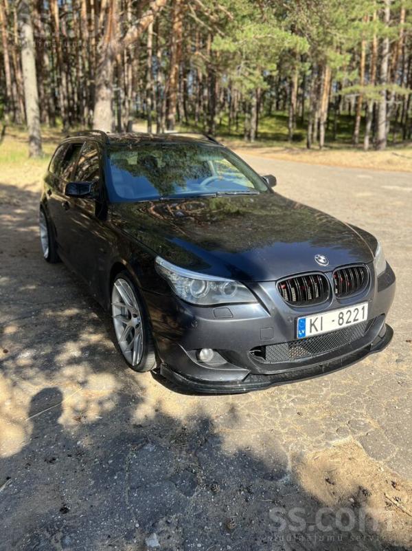 Black BMW 525 2005 in Riga, with an engine capacity of 2.50 L and mileage of 375 thousand km for 4750 €, photo 6 on AUTOMOTO.COM.LV