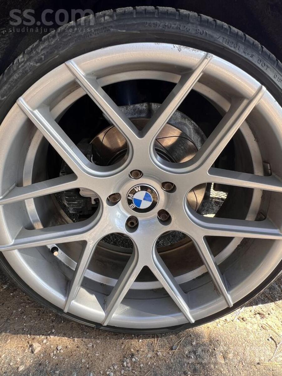Melns BMW 525 2005 Rīga, ar dzinēja tilpumu 2.50 L un nobraukumu 375 tūkst. km par 4750 €, foto 10 vietnē AUTOMOTO.COM.LV