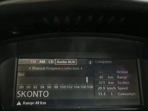 Black BMW 525 2005 in Riga, with an engine capacity of 2.50 L and mileage of 376 thousand km for 2990 €, photo 31 on AUTOMOTO.COM.LV
