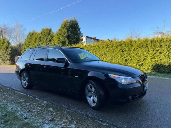 Melns BMW 525 2005 Rīga, ar dzinēja tilpumu 2.50 L un nobraukumu 388 tūkst. km par 2790 €, foto 4 vietnē AUTOMOTO.COM.LV