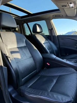 Black BMW 525 2005 in Riga, with an engine capacity of 2.50 L and mileage of 388 thousand km for 2790 €, photo 14 on AUTOMOTO.COM.LV