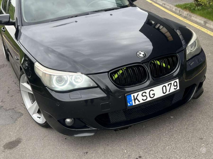 Черный БМВ 525 2005 в Каунас, объемом двигателя 2.50 л и пробегом 500 тыс. км за 3350 €, фото 9 на AUTOMOTO.COM.LV