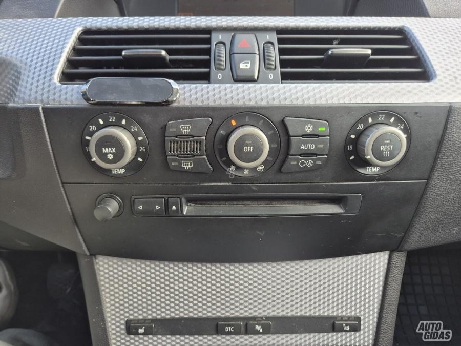 Black BMW 525 2005 in Kaunas, with an engine capacity of 2.50 L and mileage of 320 thousand km for 1700 €, photo 11 on AUTOMOTO.COM.LV