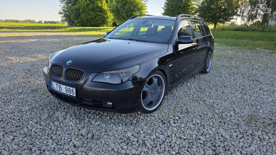 Black BMW 525 2005 in Kaunas, with an engine capacity of 2.50 L and mileage of 340 thousand km for 3000 €, photo 3 on AUTOMOTO.COM.LV