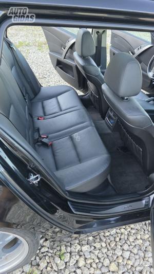 Black BMW 525 2005 in Kaunas, with an engine capacity of 2.50 L and mileage of 340 thousand km for 3000 €, photo 18 on AUTOMOTO.COM.LV