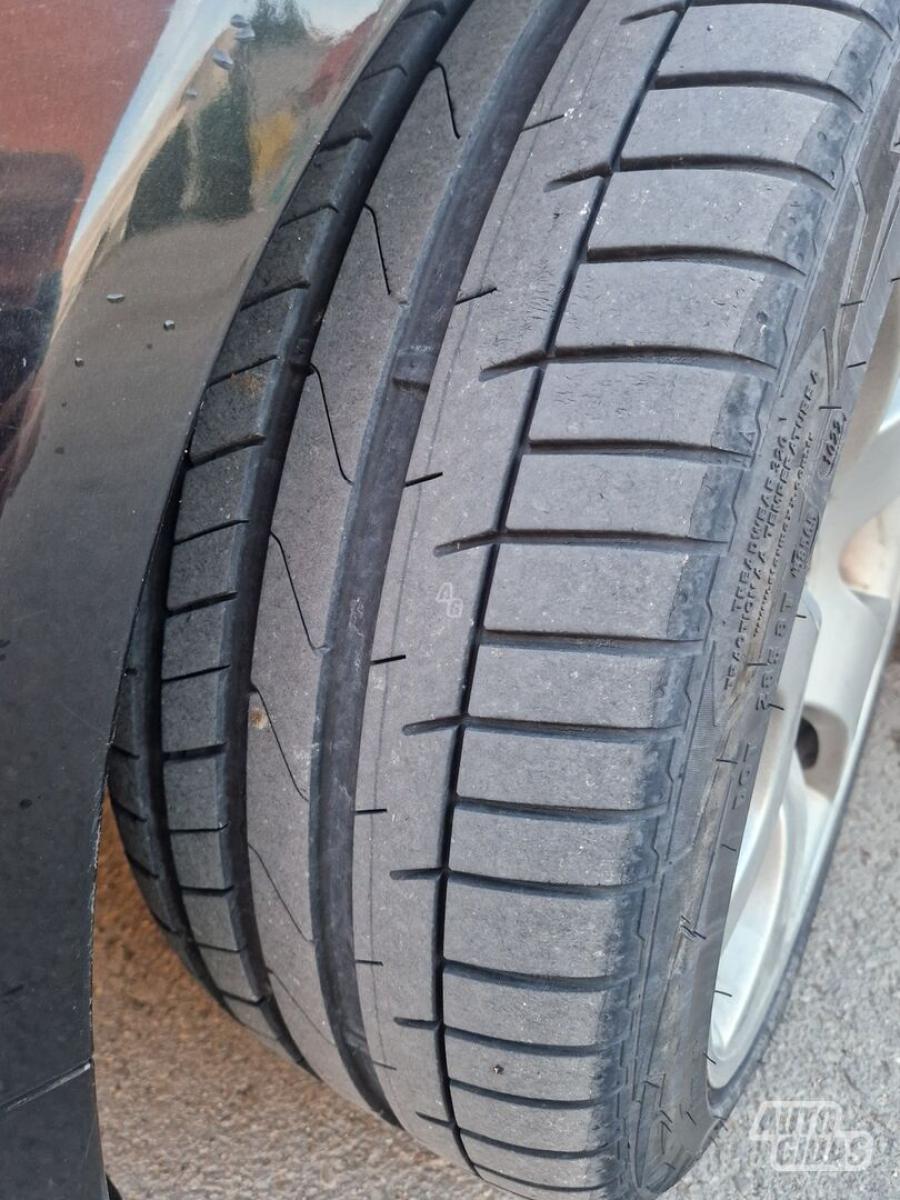 Melns BMW 525 2005 Joniškis, ar dzinēja tilpumu 2.50 L un nobraukumu 386 tūkst. km par 2400 €, foto 19 vietnē AUTOMOTO.COM.LV