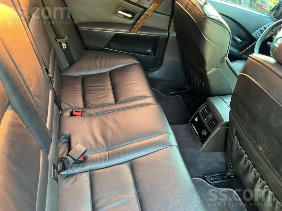 Melns BMW 525 2005 Saldus, ar dzinēja tilpumu 2.50 L un nobraukumu 408 tūkst. km par 2499 €, foto 6 vietnē AUTOMOTO.COM.LV