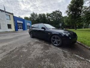 Черный БМВ 525 2005 в Кулдига, объемом двигателя 2.50 л и пробегом 400 тыс. км за 3200 €, фото 4 на AUTOMOTO.COM.LV