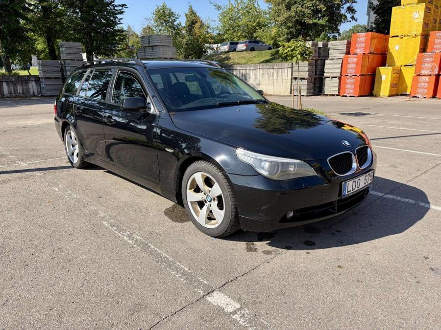 Черный БМВ 525 2005 в Алитус, объемом двигателя 2.50 л и пробегом 462 тыс. км за 1650 €, фото 1 на AUTOMOTO.COM.LV