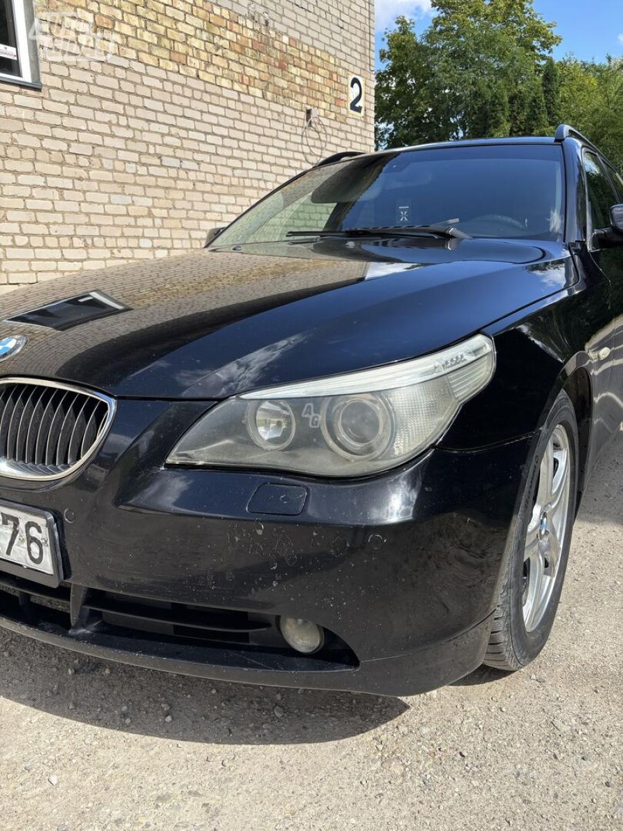 Melns BMW 525 2005 Joniškis, ar dzinēja tilpumu 2.50 L un nobraukumu 488 tūkst. km par 1650 €, foto 13 vietnē AUTOMOTO.COM.LV