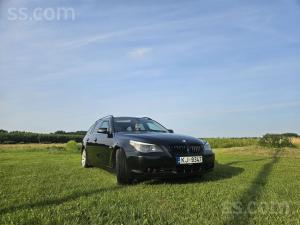 Melns BMW 525 2005 Aizkraukle, ar dzinēja tilpumu 2.50 L un nobraukumu 340 tūkst. km par 2899 €, foto 3 vietnē AUTOMOTO.COM.LV