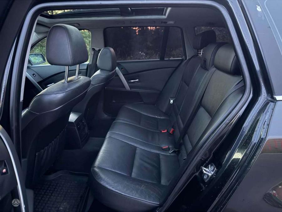 Melns BMW 525 2005 Viļņa, ar dzinēja tilpumu 2.50 L un nobraukumu 432 tūkst. km par 1750 €, foto 14 vietnē AUTOMOTO.COM.LV
