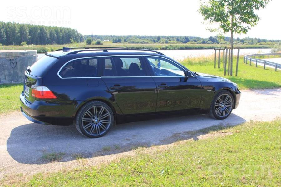 Melns BMW 525 2005 Jelgava, ar dzinēja tilpumu 2.50 L un nobraukumu 323 tūkst. km par 2350 €, foto 4 vietnē AUTOMOTO.COM.LV
