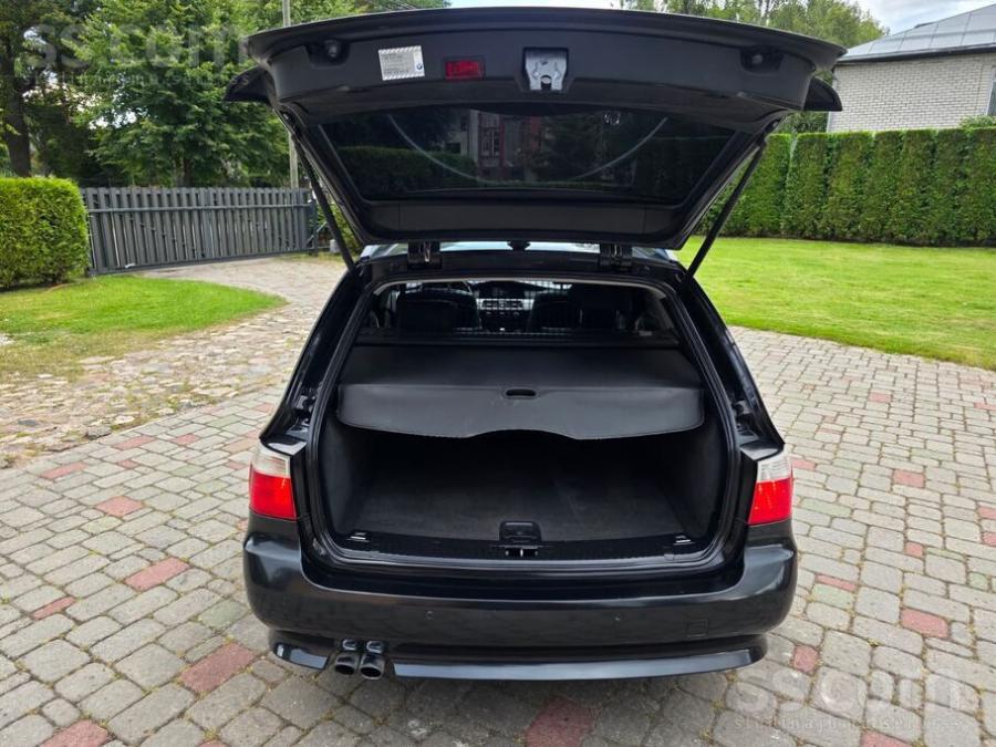 Black BMW 525 2005 in Riga, with an engine capacity of 2.50 L and mileage of 336 thousand km for 2950 €, photo 15 on AUTOMOTO.COM.LV