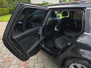 Black BMW 525 2005 in Riga, with an engine capacity of 2.50 L and mileage of 336 thousand km for 2950 €, photo 20 on AUTOMOTO.COM.LV