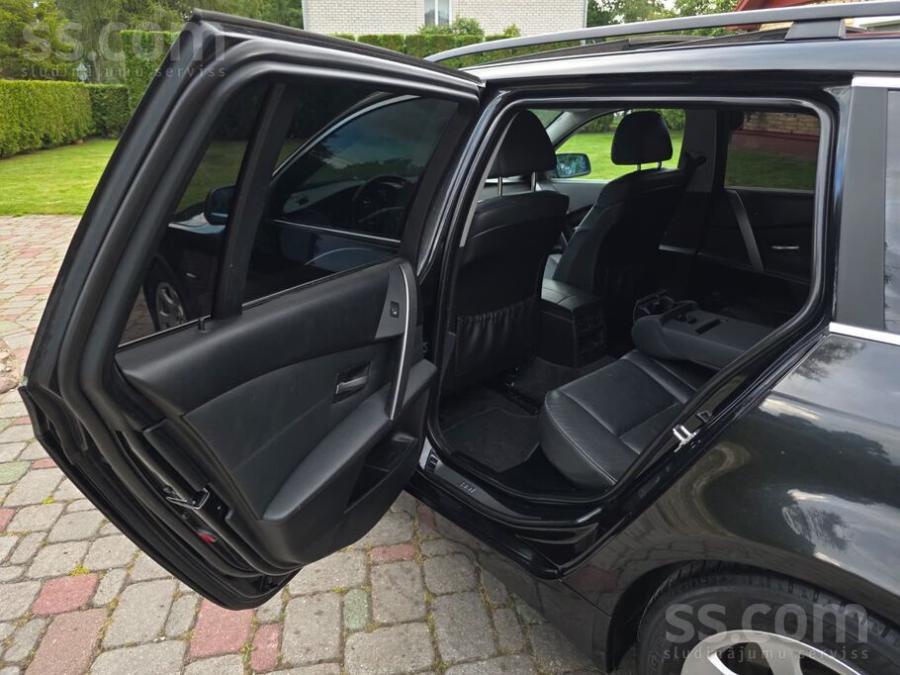 Black BMW 525 2005 in Riga, with an engine capacity of 2.50 L and mileage of 336 thousand km for 2950 €, photo 20 on AUTOMOTO.COM.LV