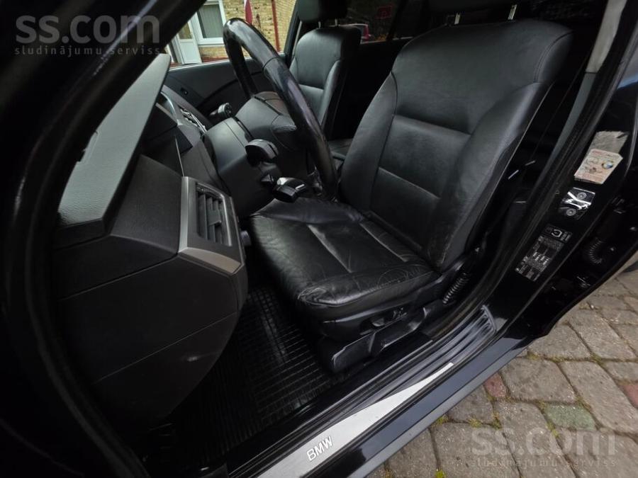 Black BMW 525 2005 in Riga, with an engine capacity of 2.50 L and mileage of 336 thousand km for 2950 €, photo 25 on AUTOMOTO.COM.LV