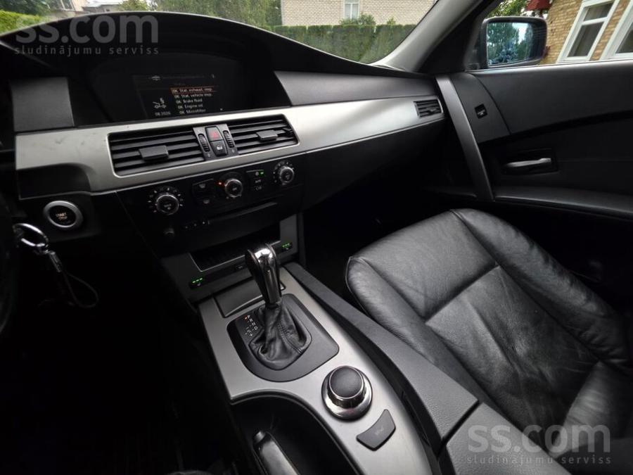 Black BMW 525 2005 in Riga, with an engine capacity of 2.50 L and mileage of 336 thousand km for 2950 €, photo 27 on AUTOMOTO.COM.LV