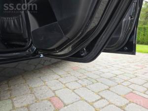 Black BMW 525 2005 in Riga, with an engine capacity of 2.50 L and mileage of 336 thousand km for 2950 €, photo 34 on AUTOMOTO.COM.LV