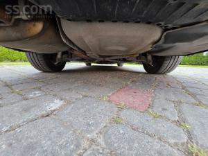 Black BMW 525 2005 in Riga, with an engine capacity of 2.50 L and mileage of 336 thousand km for 2950 €, photo 36 on AUTOMOTO.COM.LV