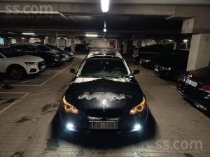 Black BMW 525 2005 in Riga, with an engine capacity of 2.50 L and mileage of 331 thousand km for 2300 €, photo 8 on AUTOMOTO.COM.LV
