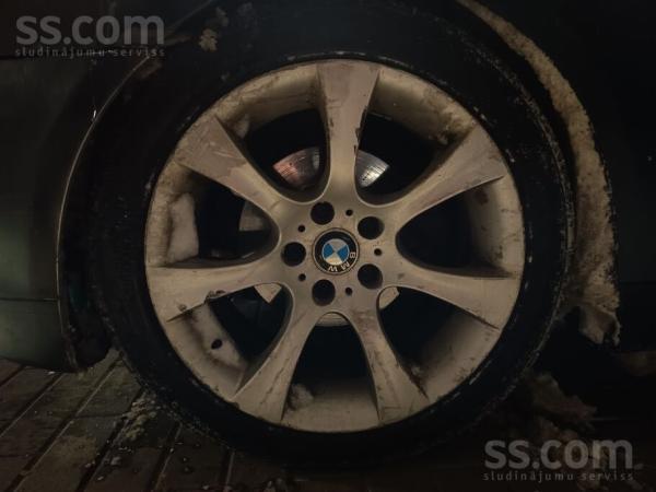 Melns BMW 525 2005 Rīga, ar dzinēja tilpumu 2.50 L un nobraukumu 331 tūkst. km par 2300 €, foto 10 vietnē AUTOMOTO.COM.LV