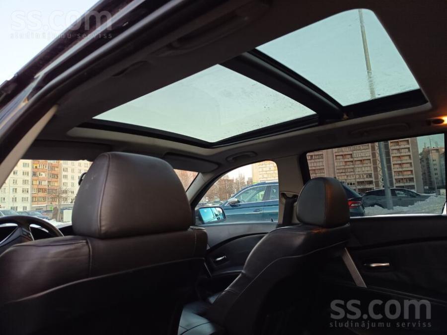 Black BMW 525 2005 in Riga, with an engine capacity of 2.50 L and mileage of 331 thousand km for 2300 €, photo 12 on AUTOMOTO.COM.LV