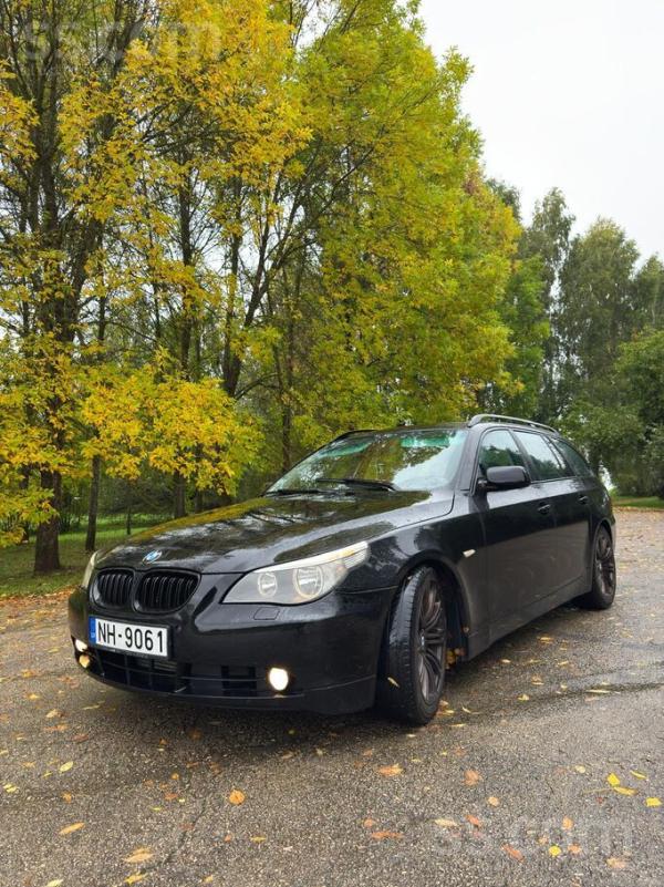 Melns BMW 525 2005 Aizkraukle, ar dzinēja tilpumu 2.50 L un nobraukumu 0 tūkst. km par 2200 €, foto 2 vietnē AUTOMOTO.COM.LV