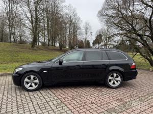 Black BMW 525 2006 in Riga, with an engine capacity of 2.50 L and mileage of 354 thousand km for 3990 €, photo 5 on AUTOMOTO.COM.LV