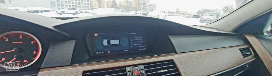 Melns BMW 525 2006 Viļņa, ar dzinēja tilpumu 2.50 L un nobraukumu 400 tūkst. km par 2650 €, foto 10 vietnē AUTOMOTO.COM.LV