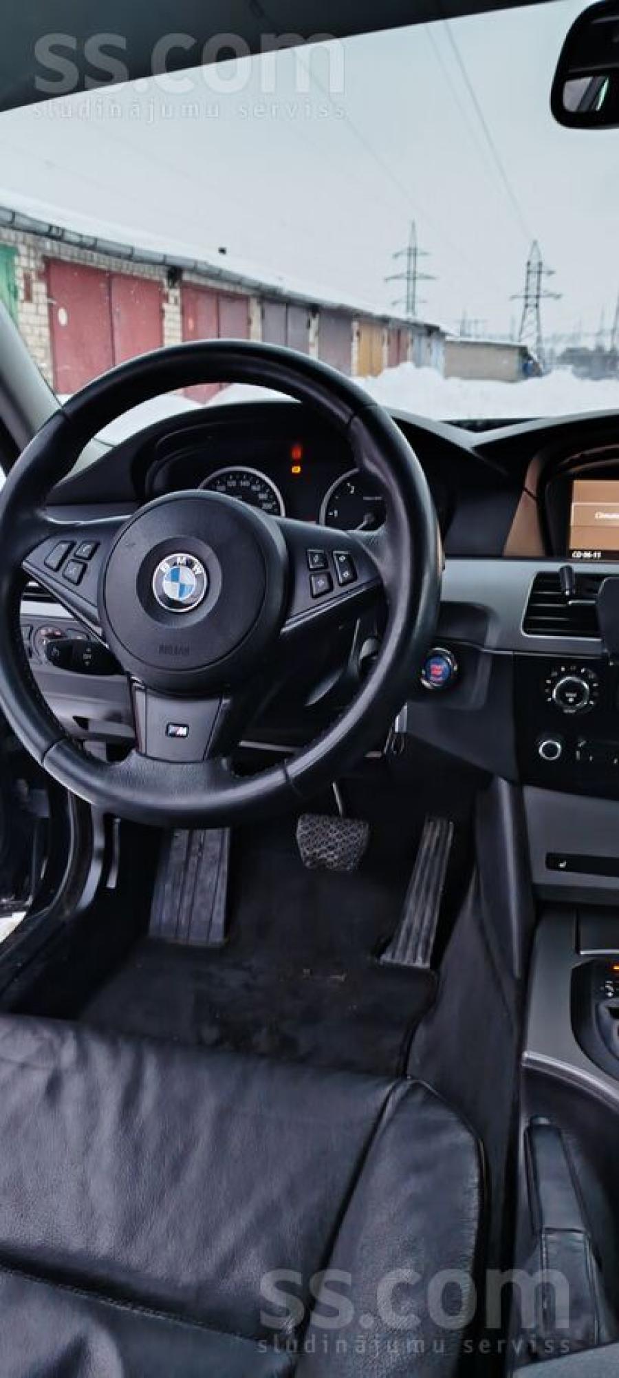 Melns BMW 525 2006 Daugavpils, ar dzinēja tilpumu 2.50 L un nobraukumu 294 tūkst. km par 4700 €, foto 10 vietnē AUTOMOTO.COM.LV