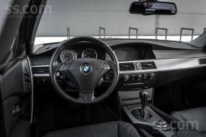 Black BMW 525 2006 in Riga, with an engine capacity of 2.50 L and mileage of 0 thousand km for 3952 €, photo 15 on AUTOMOTO.COM.LV