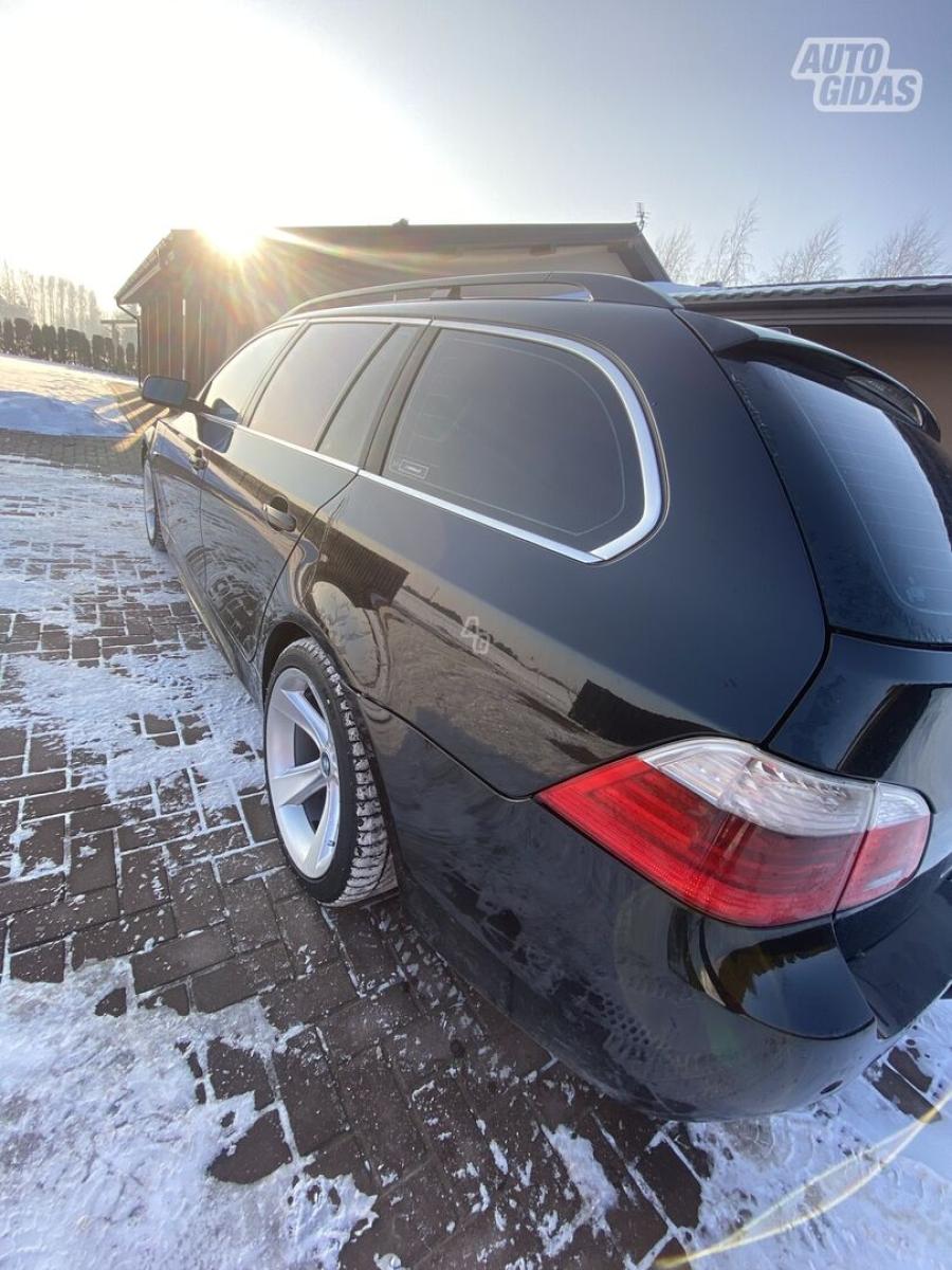 Melns BMW 525 2006 Vilkaviškis, ar dzinēja tilpumu 2.50 L un nobraukumu 318 tūkst. km par 3850 €, foto 7 vietnē AUTOMOTO.COM.LV