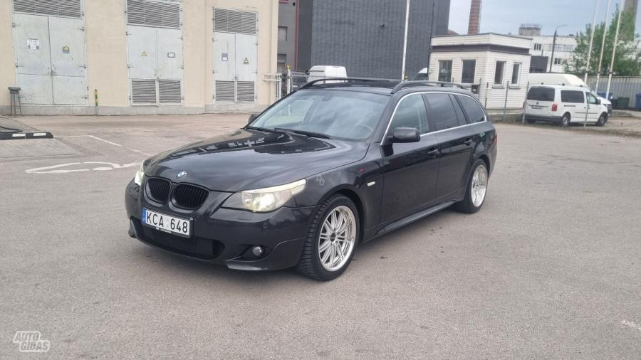 Black BMW 525 2006 in Kaunas, with an engine capacity of 2.50 L and mileage of 4 thousand km for 3450 €, photo 1 on AUTOMOTO.COM.LV