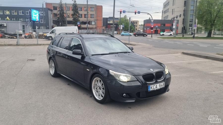 Black BMW 525 2006 in Kaunas, with an engine capacity of 2.50 L and mileage of 4 thousand km for 3450 €, photo 3 on AUTOMOTO.COM.LV