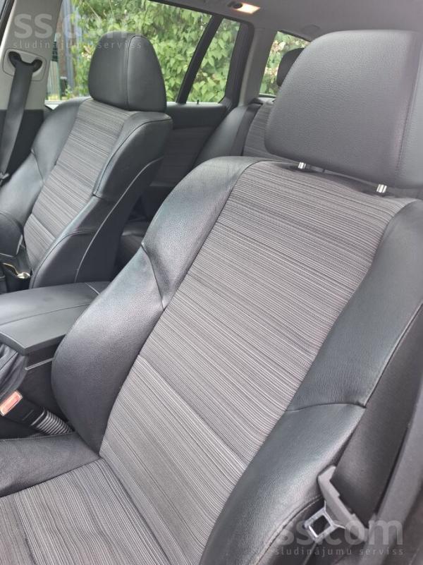 Melns BMW 525 2006 Rīga, ar dzinēja tilpumu 2.50 L un nobraukumu 392 tūkst. km par 3000 €, foto 3 vietnē AUTOMOTO.COM.LV