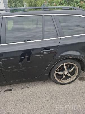 Melns BMW 525 2006 Rīga, ar dzinēja tilpumu 2.50 L un nobraukumu 392 tūkst. km par 3000 €, foto 7 vietnē AUTOMOTO.COM.LV