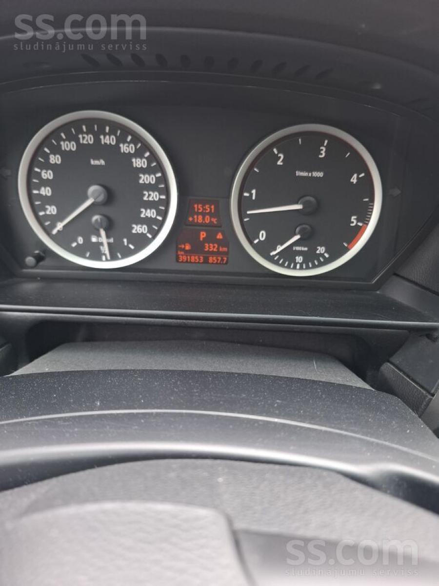 Melns BMW 525 2006 Rīga, ar dzinēja tilpumu 2.50 L un nobraukumu 392 tūkst. km par 3000 €, foto 10 vietnē AUTOMOTO.COM.LV