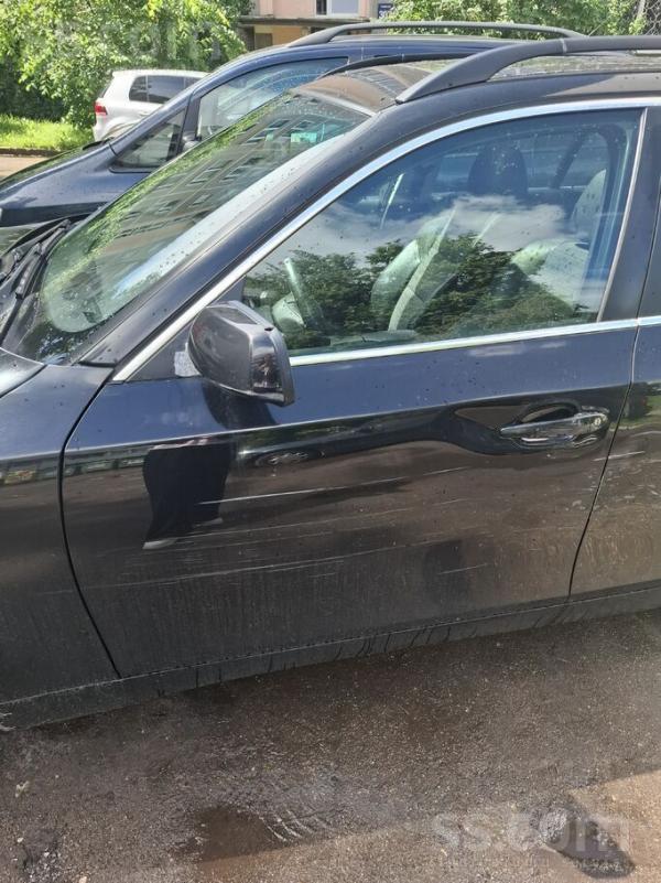 Melns BMW 525 2006 Rīga, ar dzinēja tilpumu 2.50 L un nobraukumu 392 tūkst. km par 2000 €, foto 2 vietnē AUTOMOTO.COM.LV