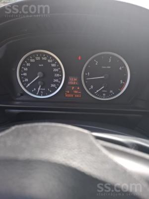 Black BMW 525 2006 in Riga, with an engine capacity of 2.50 L and mileage of 392 thousand km for 2000 €, photo 8 on AUTOMOTO.COM.LV