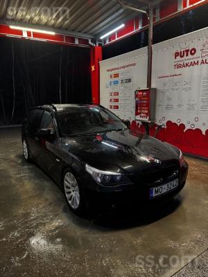 Black BMW 525 2006 in Riga, with an engine capacity of 2.50 L and mileage of 370 thousand km for 4000 €, photo  on AUTOMOTO.COM.LV