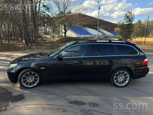 Black BMW 525 2006 in Jurmala, with an engine capacity of 2.50 L and mileage of 394 thousand km for 3000 €, photo 2 on AUTOMOTO.COM.LV