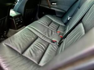 Black BMW 525 2006 in Jelgava, with an engine capacity of 2.50 L and mileage of 501 thousand km for 1200 €, photo 22 on AUTOMOTO.COM.LV