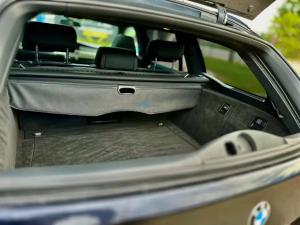 Black BMW 525 2006 in Jelgava, with an engine capacity of 2.50 L and mileage of 501 thousand km for 1200 €, photo 23 on AUTOMOTO.COM.LV