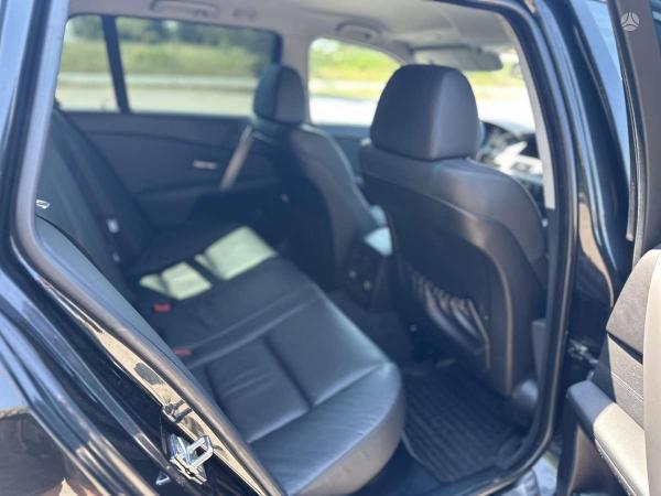 Melns BMW 525 2006 Viļņa, ar dzinēja tilpumu 2.50 L un nobraukumu 427 tūkst. km par 2200 €, foto 10 vietnē AUTOMOTO.COM.LV