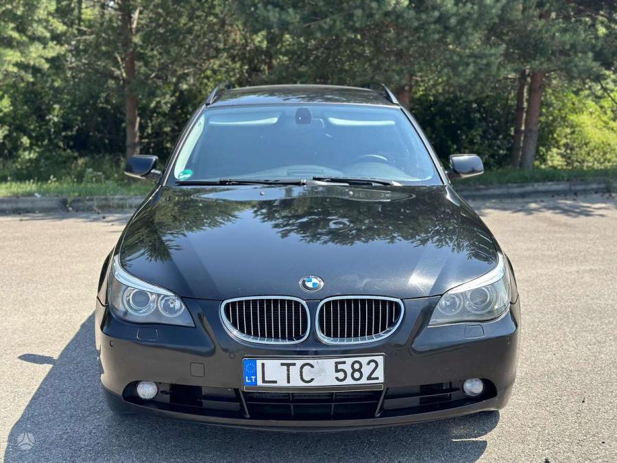 Melns BMW 525 2006 Viļņa, ar dzinēja tilpumu 2.50 L un nobraukumu 427 tūkst. km par 2200 €, foto 3 vietnē AUTOMOTO.COM.LV