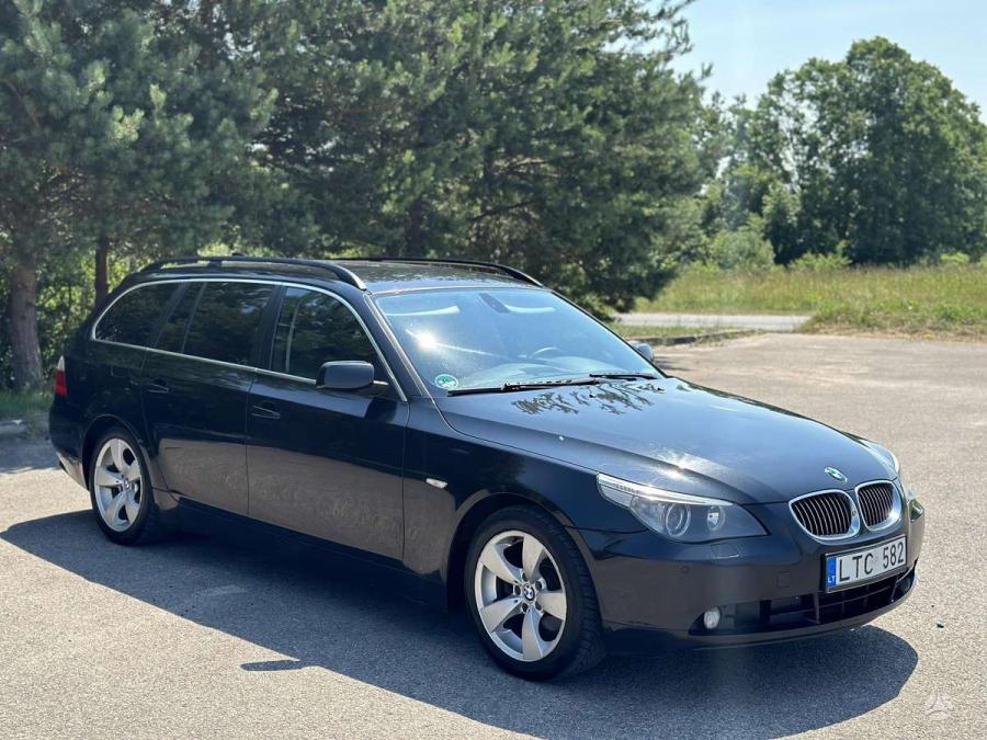 Melns BMW 525 2006 Viļņa, ar dzinēja tilpumu 2.50 L un nobraukumu 427 tūkst. km par 2200 €, foto 4 vietnē AUTOMOTO.COM.LV