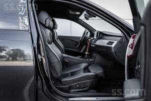 Black BMW 525 2006 in Riga, with an engine capacity of 2.50 L and mileage of 329 thousand km for 6995 €, photo 14 on AUTOMOTO.COM.LV
