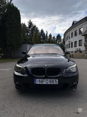 Black BMW 525 2006 in Alytus, with an engine capacity of 2.50 L and mileage of 375 thousand km for 3450 €, photo 4 on AUTOMOTO.COM.LV